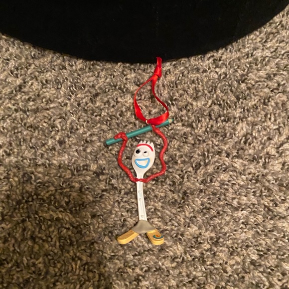 Disney | Holiday | Forky Ornament | Poshmark